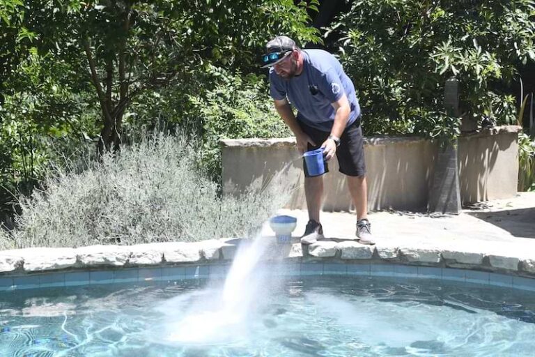 Pool Water Recycling Saves Water | HomeTips